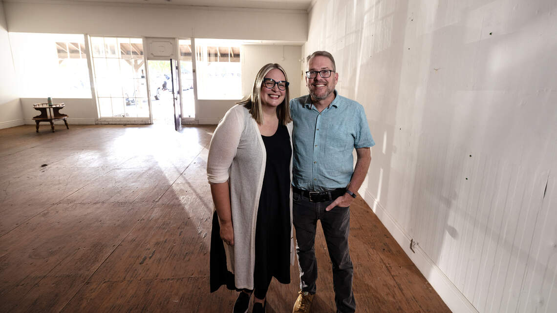 Modesto couple opening indie bookstore in Roseburg Square | Modesto Bee