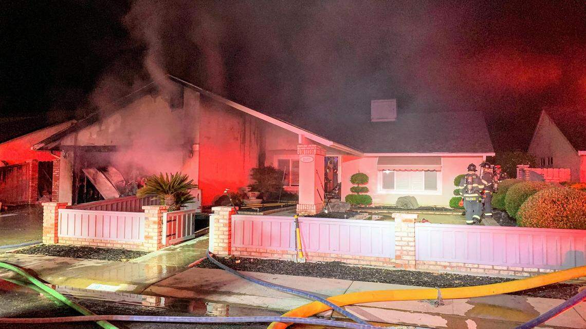 Fire damages home in east Modesto; residents safe | Modesto Bee