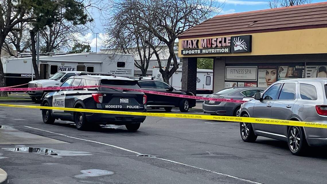 Modesto CA police release video of fatal shooting of suspect | Modesto Bee