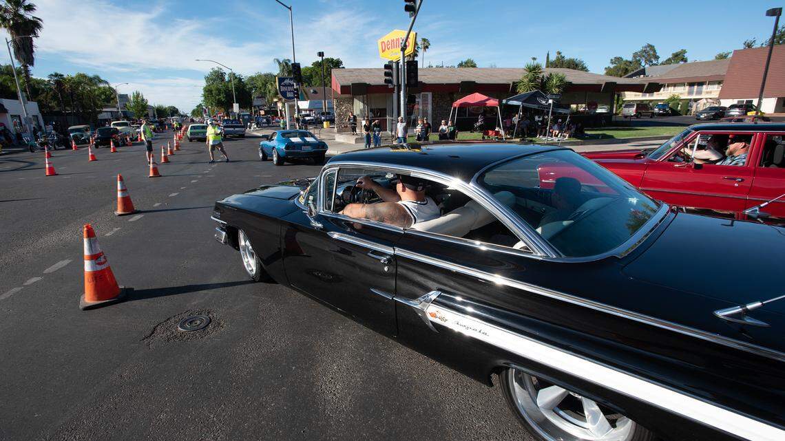 Record-size Graffiti parade kicks off weekend fest in Modesto | Modesto Bee