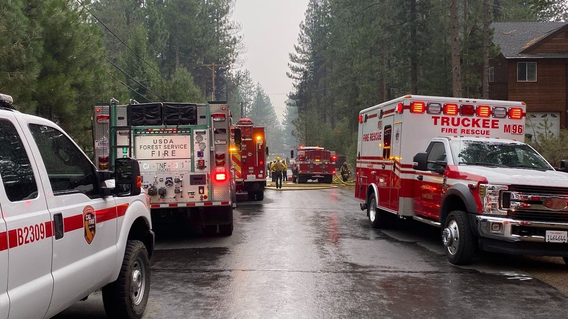 Modesto-area firefighters help with Truckee airport jet crash | Modesto Bee