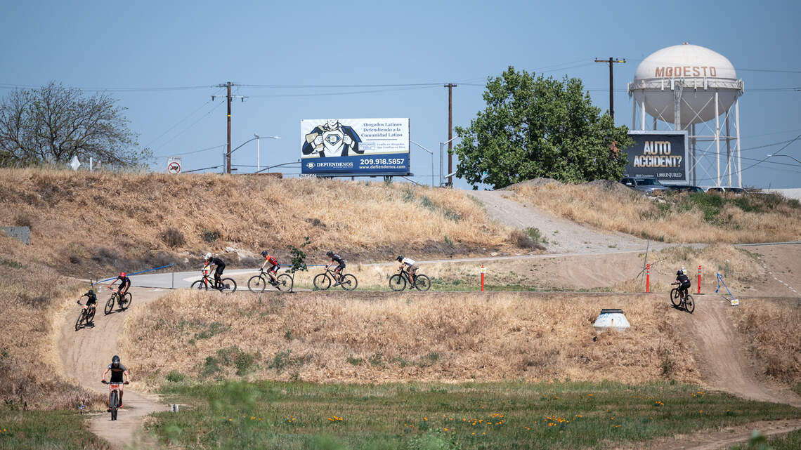 Mountain bike racers descend on ‘cool’ river park in Modesto | Modesto Bee
