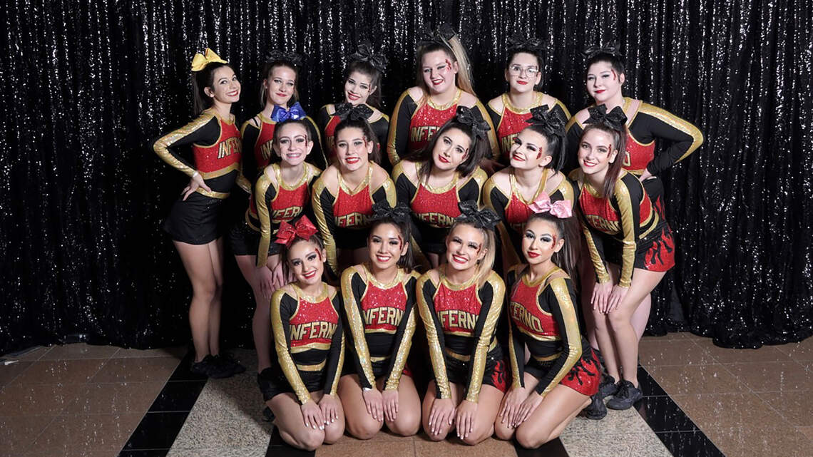 Oakdale cheerleaders going to Macy’s Thanksgiving Day Parade | Modesto Bee