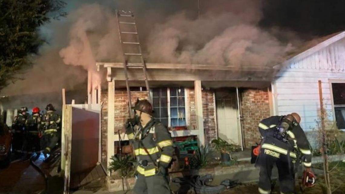Early morning west Modesto house fire displaces three | Modesto Bee