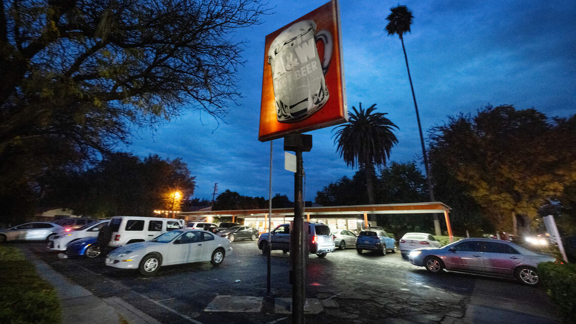 Modesto’s historic A&W restaurant to close after ADA lawsuit | Modesto Bee