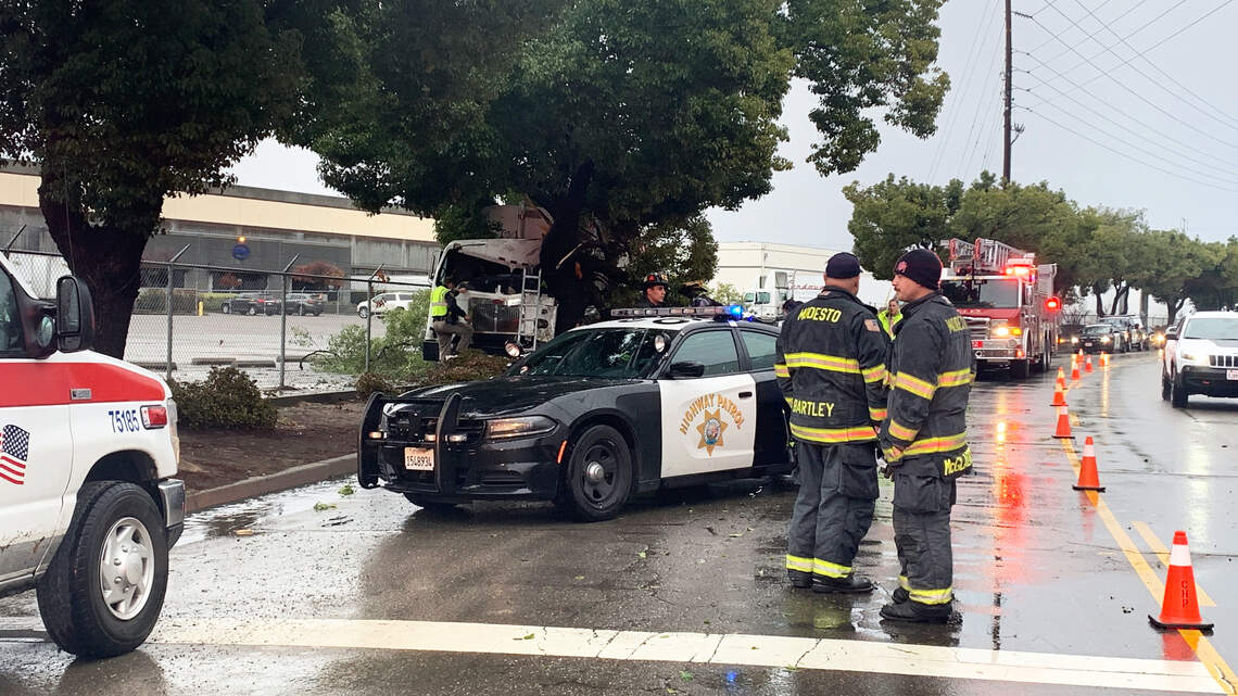 Man killed in garbage truck accident in Modesto | Modesto Bee